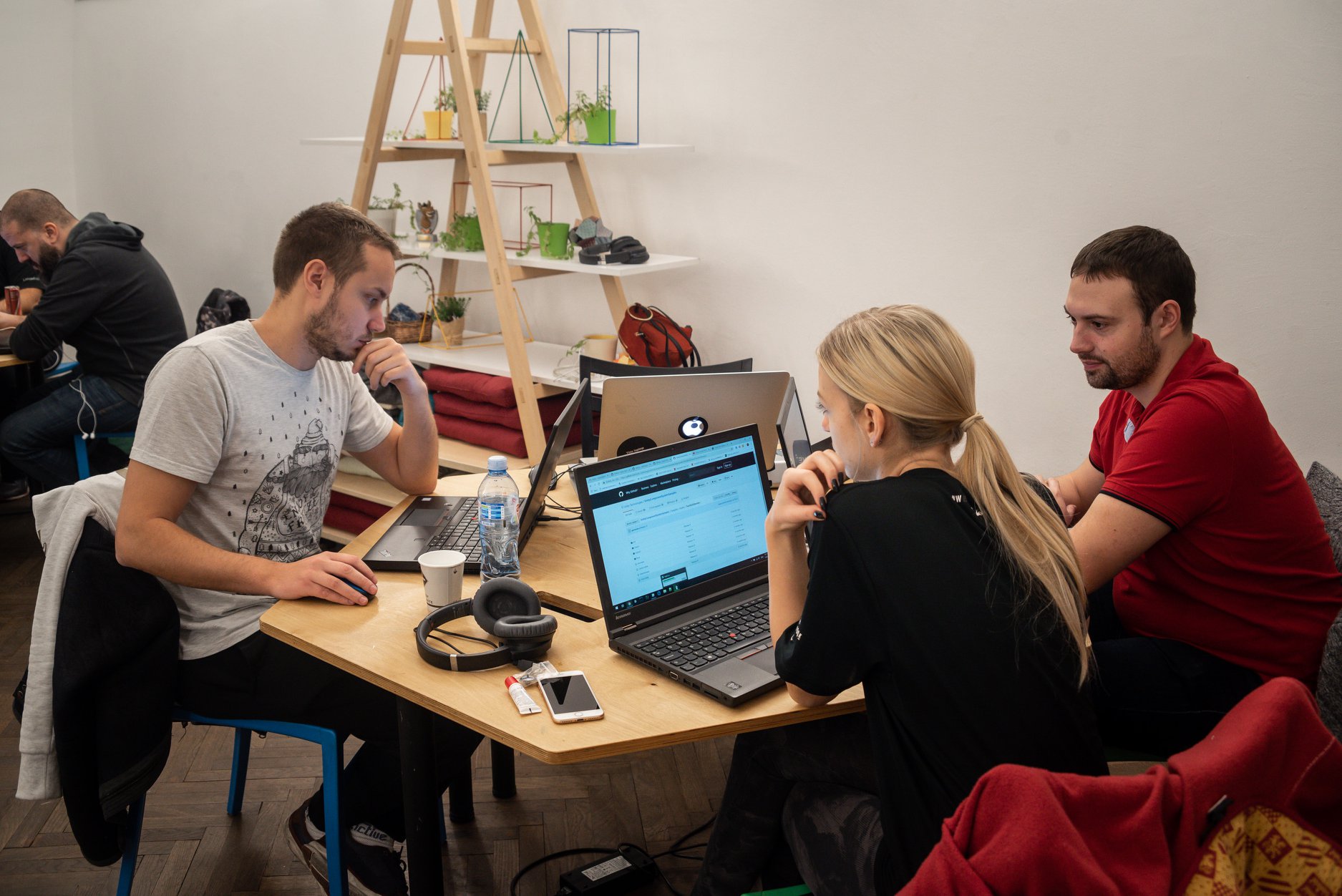 Data Engineer - Shift2Games